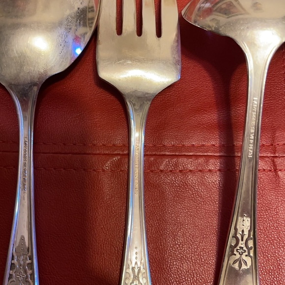 LADY DORIS SILVERPLATE | Kitchen | Lady Doris Silver Plate 3 Pieces ...